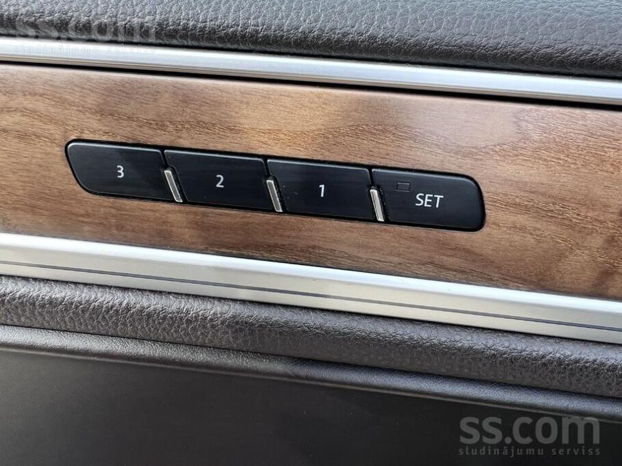 Pelēks Volkswagen Touareg 2015 Rēzekne, ar dzinēja tilpumu 3.00 L un nobraukumu 241 tūkst. km par 24000 €, foto 16 vietnē AUTOMOTO.COM.LV