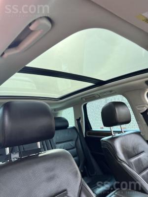 Pelēks Volkswagen Touareg 2015 Rēzekne, ar dzinēja tilpumu 3.00 L un nobraukumu 241 tūkst. km par 24000 €, foto 20 vietnē AUTOMOTO.COM.LV