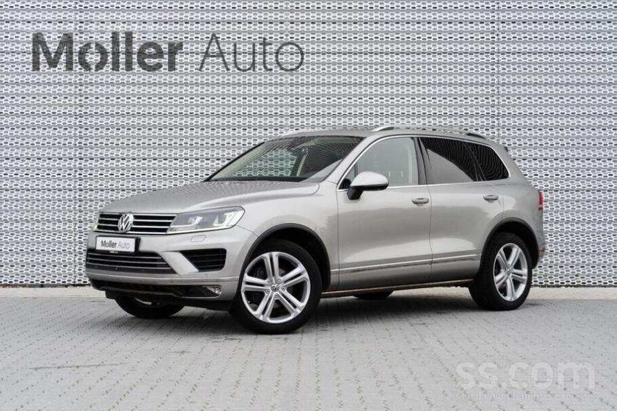 Pelēks Volkswagen Touareg 2015 Rīga, ar dzinēja tilpumu 3.00 L un nobraukumu 230 tūkst. km par 21800 €, foto 1 vietnē AUTOMOTO.COM.LV
