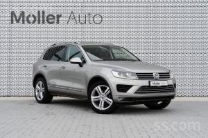 Pelēks Volkswagen Touareg 2015 Rīga, ar dzinēja tilpumu 3.00 L un nobraukumu 230 tūkst. km par 21800 €, foto 3 vietnē AUTOMOTO.COM.LV
