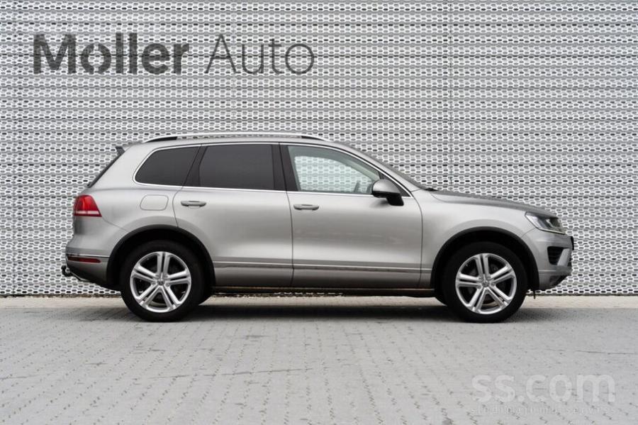 Pelēks Volkswagen Touareg 2015 Rīga, ar dzinēja tilpumu 3.00 L un nobraukumu 230 tūkst. km par 21800 €, foto 6 vietnē AUTOMOTO.COM.LV