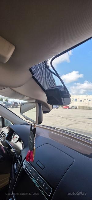 Pelēks Volkswagen Touareg 2015 Tallina, ar dzinēja tilpumu 3.00 L un nobraukumu 250 tūkst. km par 16700 €, foto 6 vietnē AUTOMOTO.COM.LV