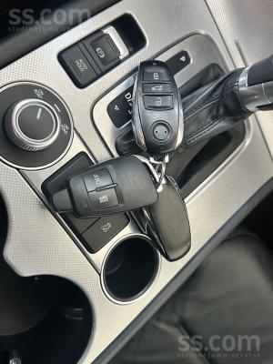 Grey Volkswagen Touareg 2015 in Riga, with an engine capacity of 3.00 L and mileage of 249 thousand km for 14390 €, photo 14 on AUTOMOTO.COM.LV