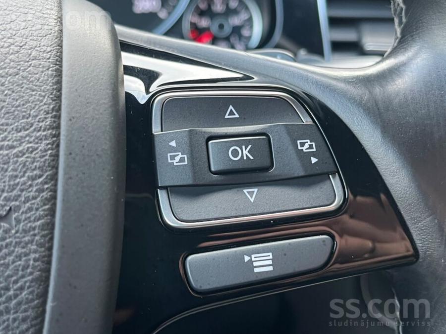 Pelēks Volkswagen Touareg 2015 Rīga, ar dzinēja tilpumu 4.20 L un nobraukumu 0 tūkst. km par 9899 €, foto 15 vietnē AUTOMOTO.COM.LV