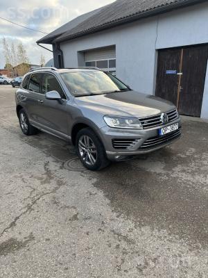 Pelēks Volkswagen Touareg 2015 Jelgava, ar dzinēja tilpumu 3.00 L un nobraukumu 271 tūkst. km par 15300 €, foto 4 vietnē AUTOMOTO.COM.LV