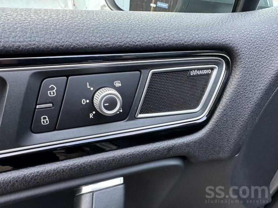 Pelēks Volkswagen Touareg 2015 Jelgava, ar dzinēja tilpumu 3.00 L un nobraukumu 271 tūkst. km par 15300 €, foto 18 vietnē AUTOMOTO.COM.LV