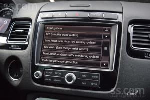 Pelēks Volkswagen Touareg 2015 Rīga, ar dzinēja tilpumu 3.00 L un nobraukumu 191 tūkst. km par 15900 €, foto 10 vietnē AUTOMOTO.COM.LV