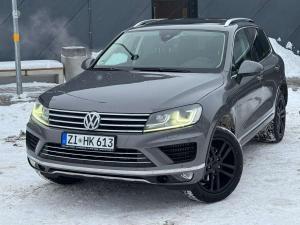 Pelēks Volkswagen Touareg 2016 Jonava, ar dzinēja tilpumu 2.97 L un nobraukumu 280 tūkst. km par 14999 €, foto  vietnē AUTOMOTO.COM.LV