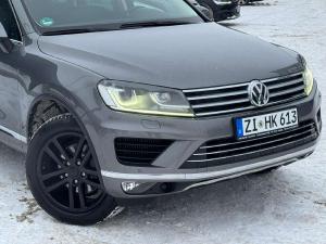 Pelēks Volkswagen Touareg 2016 Jonava, ar dzinēja tilpumu 2.97 L un nobraukumu 280 tūkst. km par 14999 €, foto 12 vietnē AUTOMOTO.COM.LV