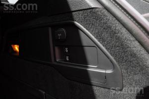Grey Volkswagen Touareg 2016 in Jelgava, with an engine capacity of 3.00 L and mileage of 215 thousand km for 14200 €, photo 14 on AUTOMOTO.COM.LV