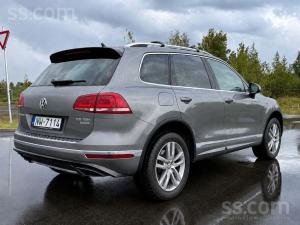 Pelēks Volkswagen Touareg 2016 Liepāja, ar dzinēja tilpumu 3.00 L un nobraukumu 181 tūkst. km par 18500 €, foto 5 vietnē AUTOMOTO.COM.LV
