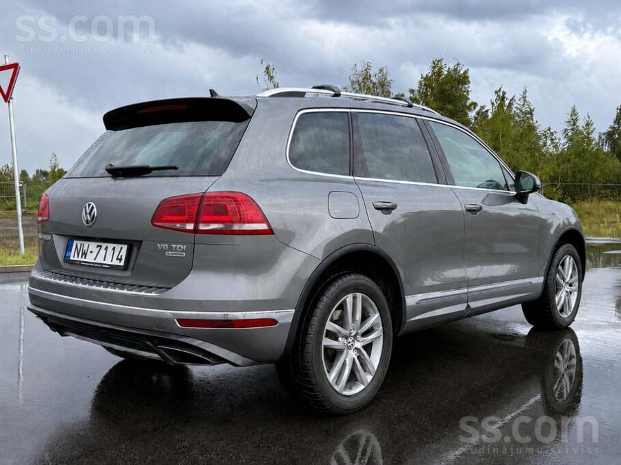 Pelēks Volkswagen Touareg 2016 Liepāja, ar dzinēja tilpumu 3.00 L un nobraukumu 181 tūkst. km par 18500 €, foto 5 vietnē AUTOMOTO.COM.LV