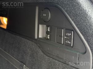 Pelēks Volkswagen Touareg 2016 Liepāja, ar dzinēja tilpumu 3.00 L un nobraukumu 181 tūkst. km par 18500 €, foto 12 vietnē AUTOMOTO.COM.LV