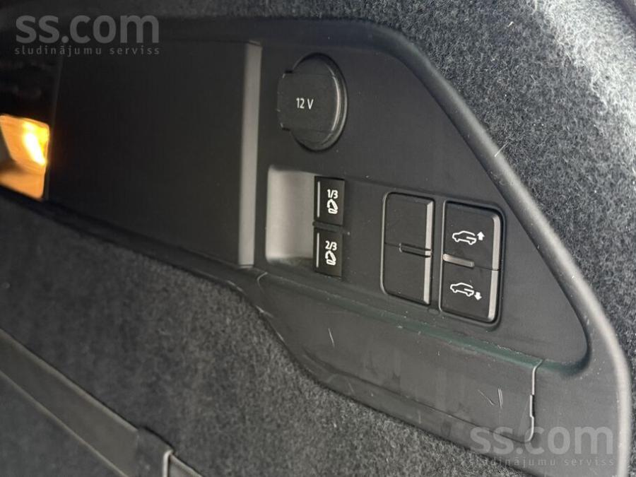 Pelēks Volkswagen Touareg 2016 Liepāja, ar dzinēja tilpumu 3.00 L un nobraukumu 181 tūkst. km par 18500 €, foto 12 vietnē AUTOMOTO.COM.LV