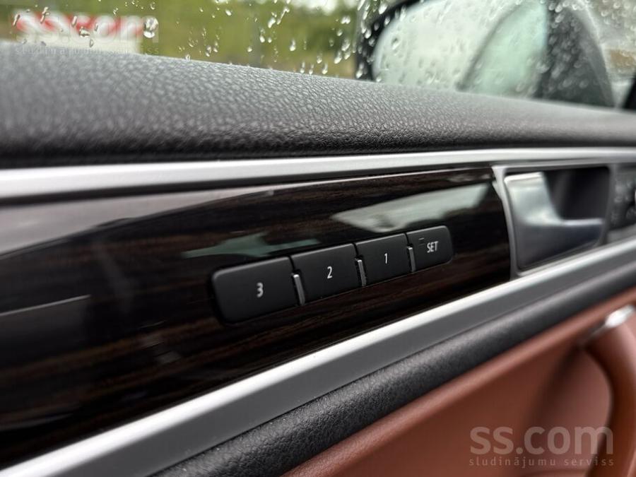 Pelēks Volkswagen Touareg 2016 Liepāja, ar dzinēja tilpumu 3.00 L un nobraukumu 181 tūkst. km par 18500 €, foto 17 vietnē AUTOMOTO.COM.LV