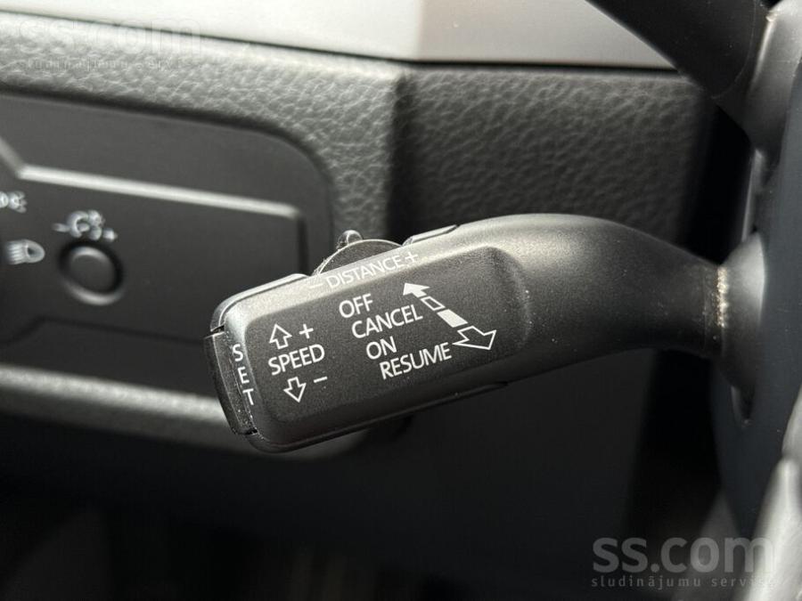 Pelēks Volkswagen Touareg 2016 Liepāja, ar dzinēja tilpumu 3.00 L un nobraukumu 181 tūkst. km par 18500 €, foto 31 vietnē AUTOMOTO.COM.LV