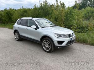 Pelēks Volkswagen Touareg 2017 Tallina, ar dzinēja tilpumu 3.00 L un nobraukumu 295 tūkst. km par 16000 €, foto  vietnē AUTOMOTO.COM.LV