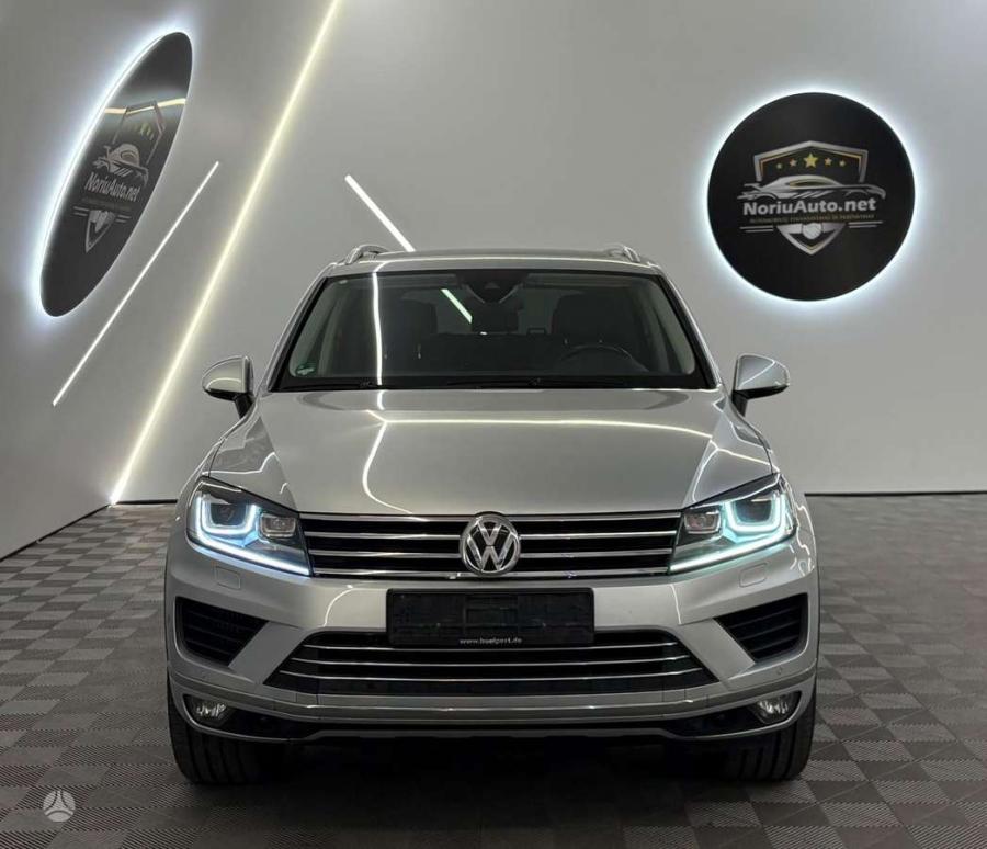 Pelēks Volkswagen Touareg 2017 Marijampole, ar dzinēja tilpumu 2.97 L un nobraukumu 311 tūkst. km par 15999 €, foto 6 vietnē AUTOMOTO.COM.LV