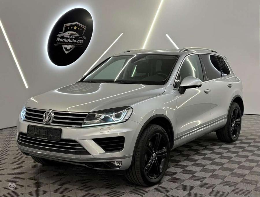 Pelēks Volkswagen Touareg 2017 Marijampole, ar dzinēja tilpumu 2.97 L un nobraukumu 311 tūkst. km par 15999 €, foto 9 vietnē AUTOMOTO.COM.LV