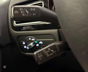 Pelēks Volkswagen Touareg 2017 Marijampole, ar dzinēja tilpumu 2.97 L un nobraukumu 311 tūkst. km par 15999 €, foto 10 vietnē AUTOMOTO.COM.LV