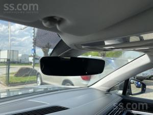 Grey Volkswagen Touareg 2018 in Talsi, with an engine capacity of 3.00 L and mileage of 304 thousand km for 21900 €, photo 19 on AUTOMOTO.COM.LV
