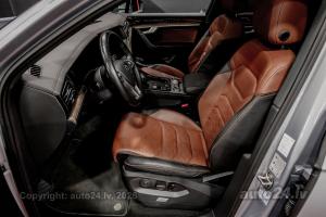 Pelēks Volkswagen Touareg 2018 Pērnava, ar dzinēja tilpumu 3.00 L un nobraukumu 219 tūkst. km par 31200 €, foto 14 vietnē AUTOMOTO.COM.LV