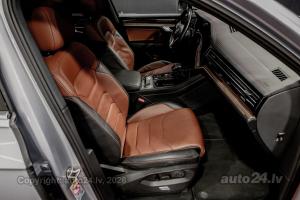 Pelēks Volkswagen Touareg 2018 Pērnava, ar dzinēja tilpumu 3.00 L un nobraukumu 219 tūkst. km par 31200 €, foto 15 vietnē AUTOMOTO.COM.LV