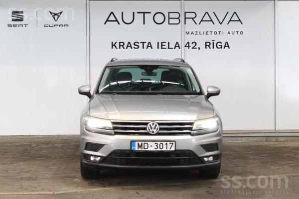 Grey Volkswagen Touareg 2019 in Riga, with an engine capacity of 2.00 L and mileage of 151 thousand km for 5190 €, photo 2 on AUTOMOTO.COM.LV