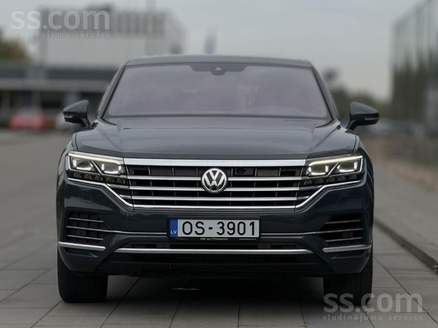 Pelēks Volkswagen Touareg 2019 Rīga, ar dzinēja tilpumu 3.00 L un nobraukumu 188 tūkst. km par 32000 €, foto 3 vietnē AUTOMOTO.COM.LV