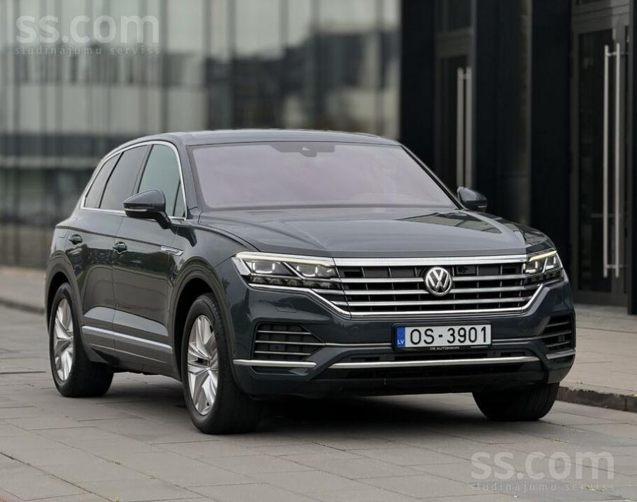 Pelēks Volkswagen Touareg 2019 Rīga, ar dzinēja tilpumu 3.00 L un nobraukumu 188 tūkst. km par 32000 €, foto 4 vietnē AUTOMOTO.COM.LV