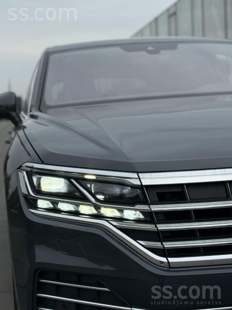 Pelēks Volkswagen Touareg 2019 Rīga, ar dzinēja tilpumu 3.00 L un nobraukumu 188 tūkst. km par 32000 €, foto 11 vietnē AUTOMOTO.COM.LV