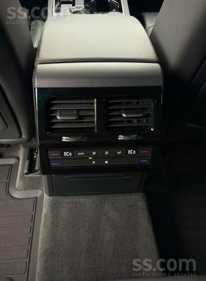 Pelēks Volkswagen Touareg 2019 Rīga, ar dzinēja tilpumu 3.00 L un nobraukumu 188 tūkst. km par 32000 €, foto 27 vietnē AUTOMOTO.COM.LV
