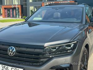 Grey Volkswagen Touareg 2020 in Tallinn, with an engine capacity of 3.00 L and mileage of 119 thousand km for 50000 €, photo 6 on AUTOMOTO.COM.LV