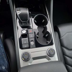Grey Volkswagen Touareg 2021 in Vilnius, with an engine capacity of 3.00 L and mileage of 199 thousand km for 36000 €, photo 31 on AUTOMOTO.COM.LV