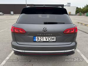 Grey Volkswagen Touareg 2021 in Tallinn, with an engine capacity of 3.00 L and mileage of 149 thousand km for 43500 €, photo 5 on AUTOMOTO.COM.LV