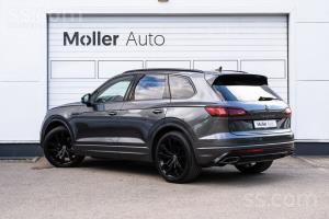 Pelēks Volkswagen Touareg 2022 Rīga, ar dzinēja tilpumu 3.00 L un nobraukumu 103 tūkst. km par 45700 €, foto 5 vietnē AUTOMOTO.COM.LV