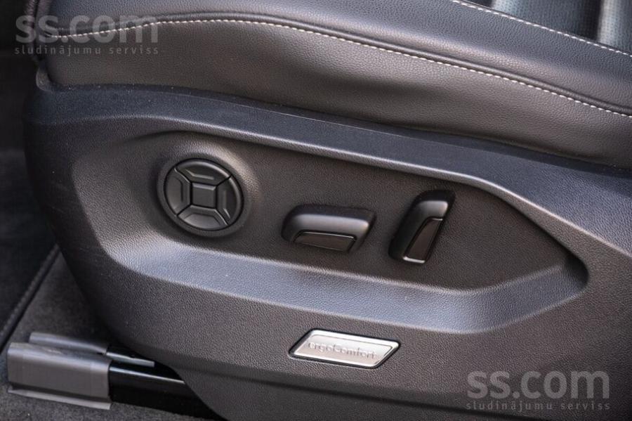 Pelēks Volkswagen Touareg 2022 Rīga, ar dzinēja tilpumu 3.00 L un nobraukumu 103 tūkst. km par 45700 €, foto 25 vietnē AUTOMOTO.COM.LV