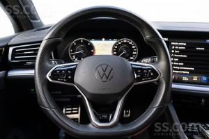 Pelēks Volkswagen Touareg 2022 Rīga, ar dzinēja tilpumu 3.00 L un nobraukumu 103 tūkst. km par 45700 €, foto 27 vietnē AUTOMOTO.COM.LV