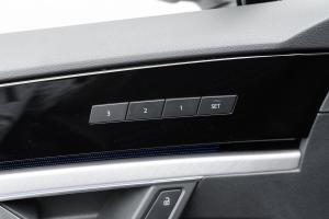 Grey Volkswagen Touareg 2022 in Riga, with an engine capacity of 0.00 L and mileage of 113 thousand km for 44900 €, photo 13 on AUTOMOTO.COM.LV