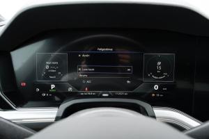 Grey Volkswagen Touareg 2022 in Riga, with an engine capacity of 0.00 L and mileage of 113 thousand km for 44900 €, photo 16 on AUTOMOTO.COM.LV