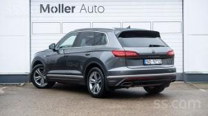 Pelēks Volkswagen Touareg 2023 Rīga, ar dzinēja tilpumu 3.00 L un nobraukumu 153 tūkst. km par 41350 €, foto 4 vietnē AUTOMOTO.COM.LV