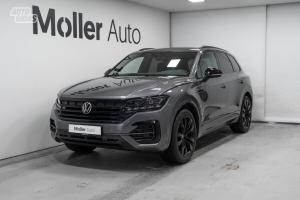Pelēks Volkswagen Touareg 2023 Viļņa, ar dzinēja tilpumu 3.00 L un nobraukumu 73 tūkst. km par 55900 €, foto  vietnē AUTOMOTO.COM.LV