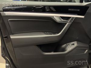 Grey Volkswagen Touareg 2023 in Riga, with an engine capacity of 3.00 L and mileage of 32 thousand km for 49990 €, photo 13 on AUTOMOTO.COM.LV