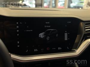 Grey Volkswagen Touareg 2023 in Riga, with an engine capacity of 3.00 L and mileage of 32 thousand km for 49990 €, photo 23 on AUTOMOTO.COM.LV