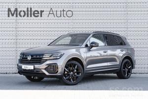 Pelēks Volkswagen Touareg 2023 Rīga, ar dzinēja tilpumu 3.00 L un nobraukumu 46 tūkst. km par 52450 €, foto  vietnē AUTOMOTO.COM.LV