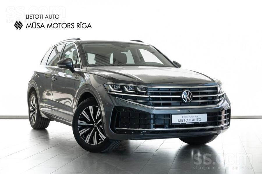 Pelēks Volkswagen Touareg 2023 Rīga, ar dzinēja tilpumu 3.00 L un nobraukumu 33 tūkst. km par 49500 €, foto 10 vietnē AUTOMOTO.COM.LV