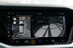 Pelēks Volkswagen Touareg 2023 Rīga, ar dzinēja tilpumu 3.00 L un nobraukumu 33 tūkst. km par 49500 €, foto 20 vietnē AUTOMOTO.COM.LV