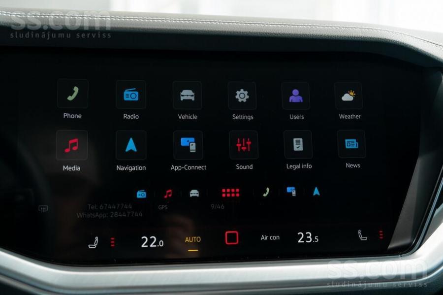 Pelēks Volkswagen Touareg 2023 Rīga, ar dzinēja tilpumu 3.00 L un nobraukumu 33 tūkst. km par 49500 €, foto 22 vietnē AUTOMOTO.COM.LV