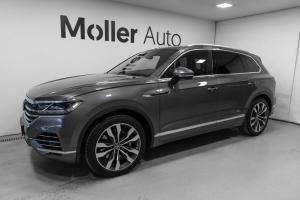 Pelēks Volkswagen Touareg 2023 Viļņa, ar dzinēja tilpumu 3.00 L un nobraukumu 101 tūkst. km par 46900 €, foto 6 vietnē AUTOMOTO.COM.LV