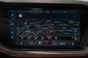 Pelēks Volkswagen Touareg 2023 Viļņa, ar dzinēja tilpumu 3.00 L un nobraukumu 101 tūkst. km par 46900 €, foto 23 vietnē AUTOMOTO.COM.LV